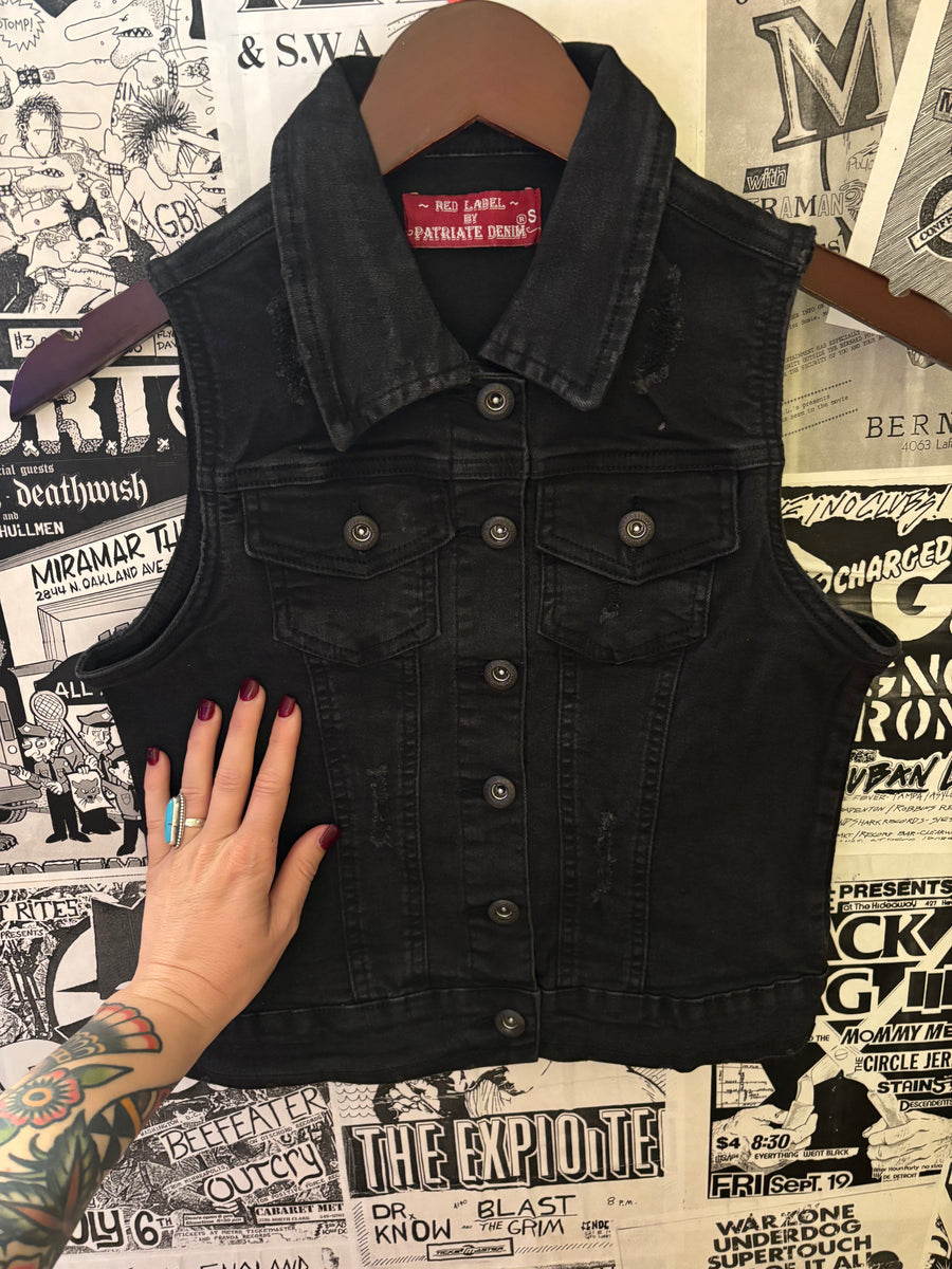 Distressed Back Denim Vest – DeadRockers